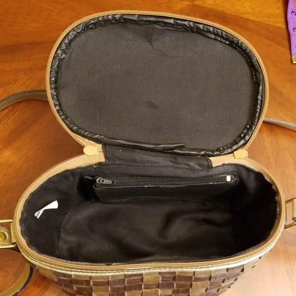 Warren Reed | Bags | Vintage Warren Reed Metallic Woven Oval Purse ...